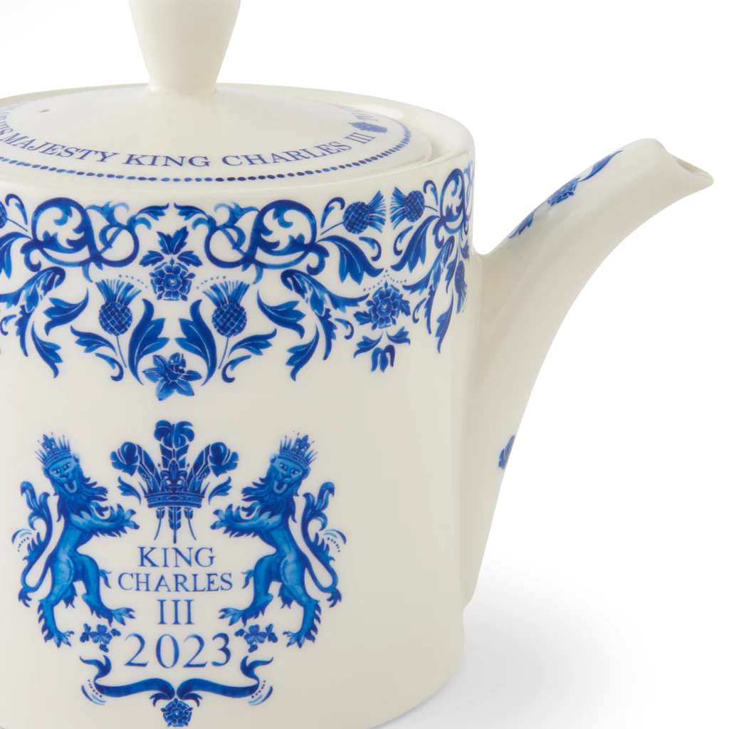 Spode, Fit for a King & Harney and Sons Historic Royal Palaces Tea ...